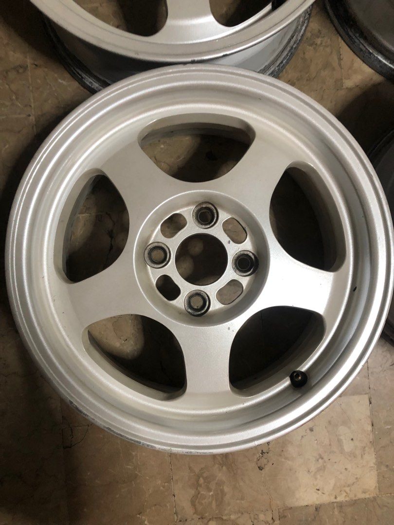 Slipstream mags 15s pearl white, Car Parts & Accessories, Mags and ...