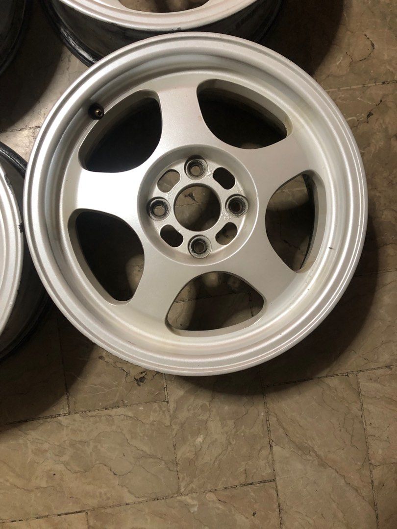Slipstream mags 15s pearl white, Car Parts & Accessories, Mags and ...