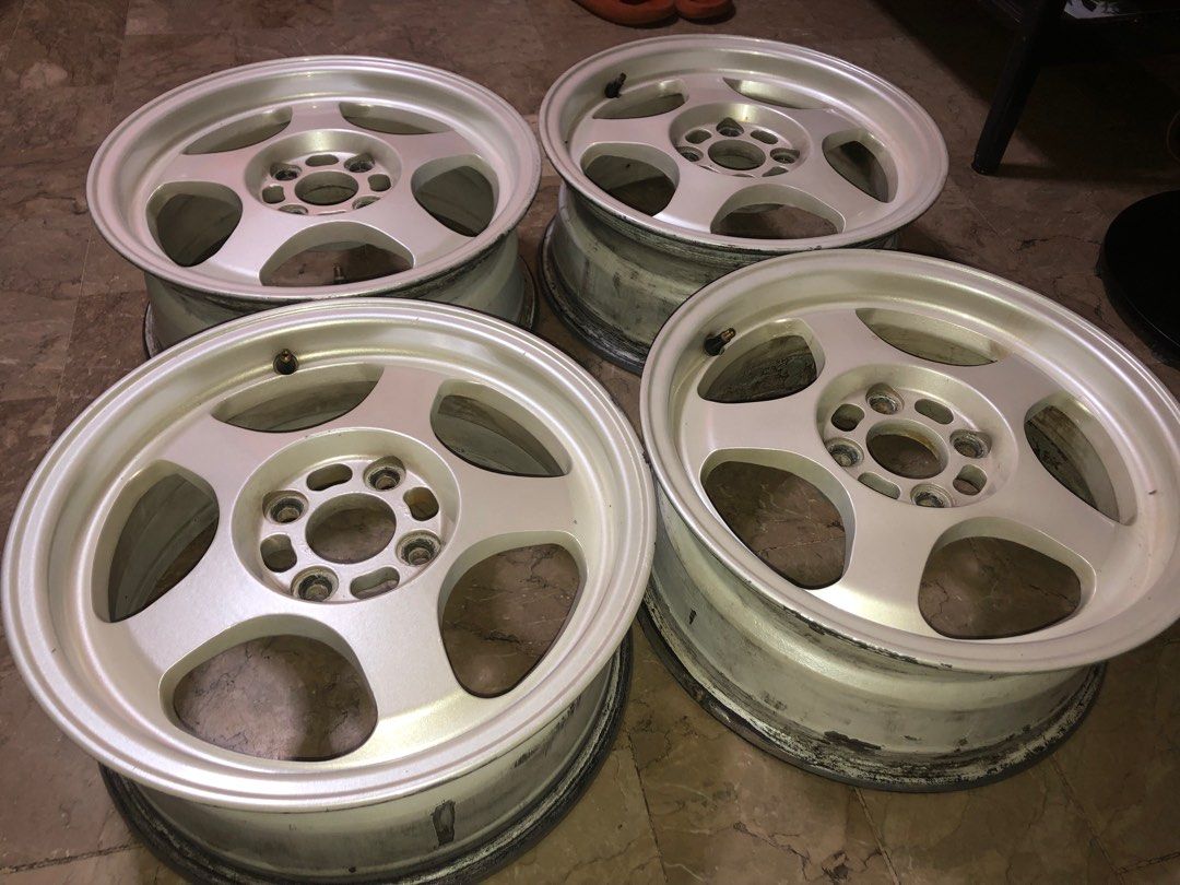 Slipstream mags 15s pearl white, Car Parts & Accessories, Mags and ...