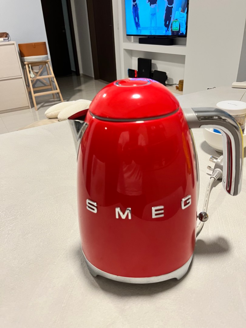 SMEG kettle, TV & Home Appliances, Kitchen Appliances, Kettles ...