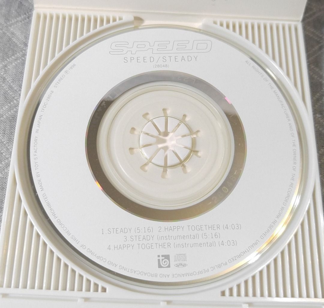SPEED - STEADY (2) 日版 二手單曲 CD, 書籍、休閒與玩具, 樂器、音樂相關, CD、DVD在旋轉拍賣