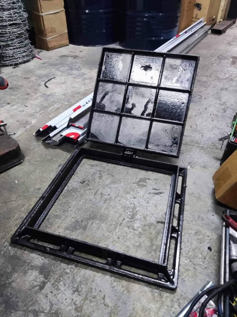 square manhole cover, Commercial & Industrial, Construction Tools & Equipment on Carousell