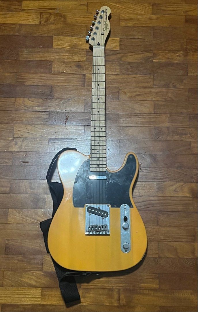 Squier Sonic Telecaster Electric Guitar w/Black Pickguard, Maple FB, Butterscotch Blonde ...