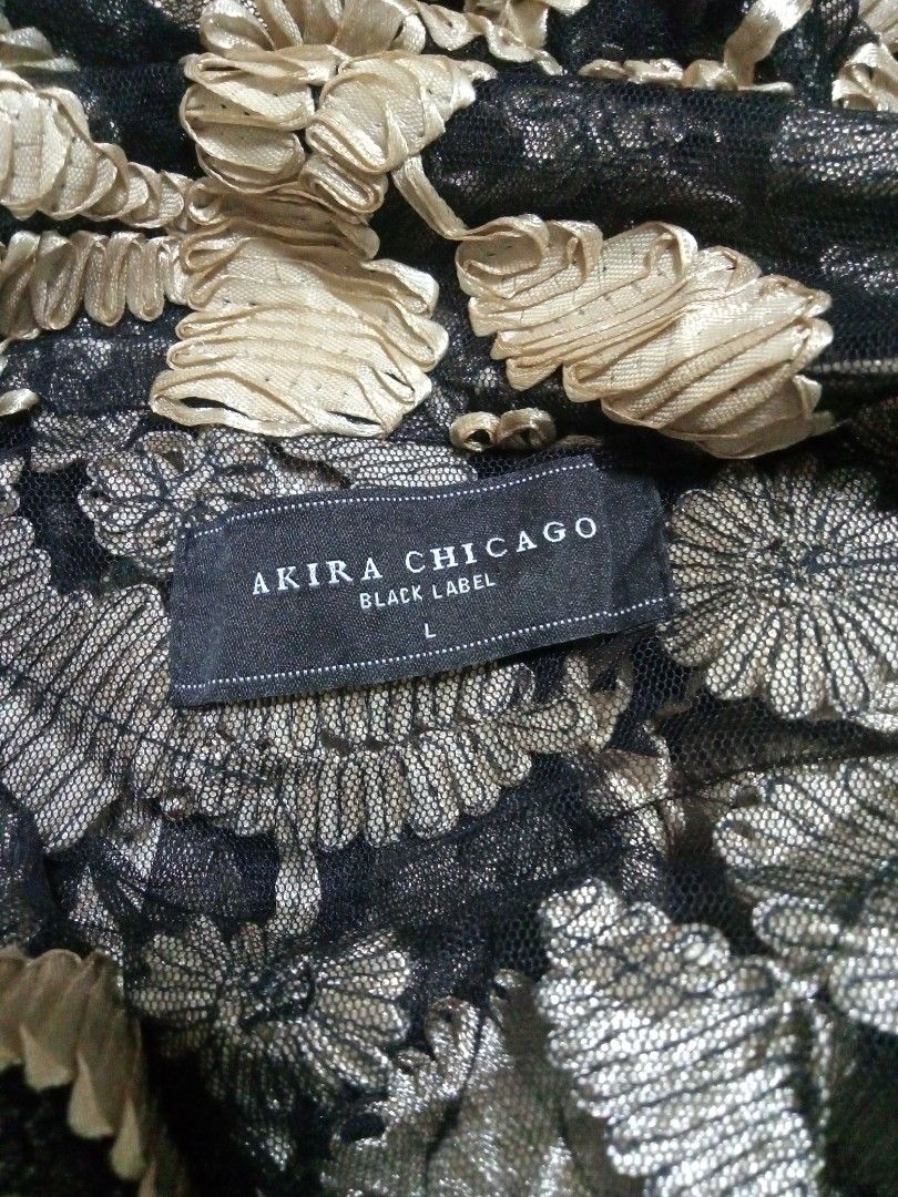 Super Fab Akira Chicago Kimono Cover up, Women's Fashion, Coats, Jackets and Outerwear on Carousell