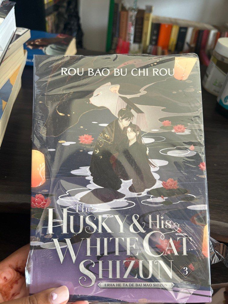 The husky and his white cat shizun, Hobbies & Toys, Books & Magazines ...