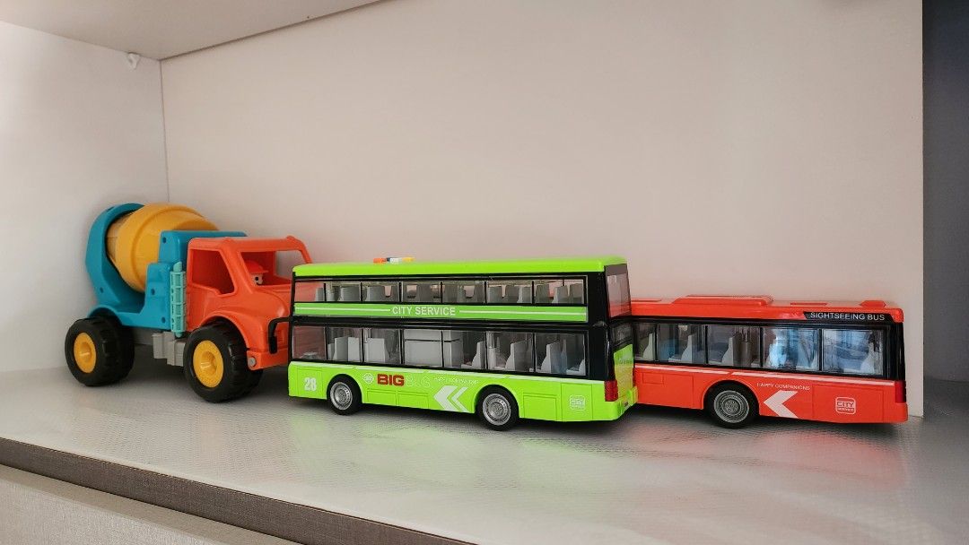 Toy double decker bus, bendy bus, cement mixer, Hobbies & Toys, Toys ...