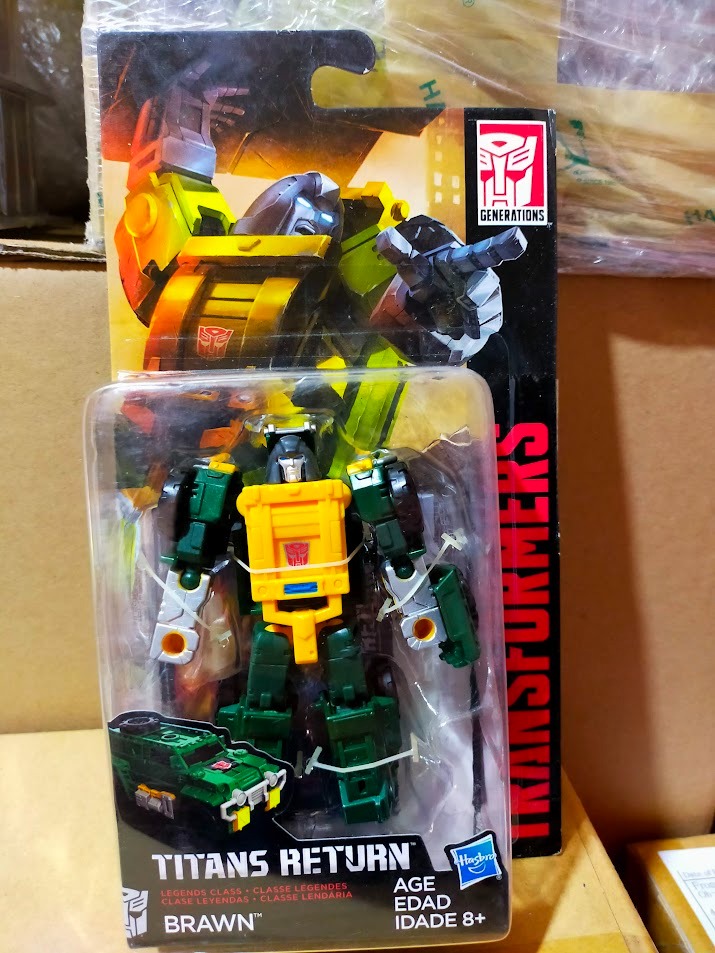 TRANSFORMERS TITANS RETURN BRAWN, Hobbies & Toys, Toys & Games on Carousell