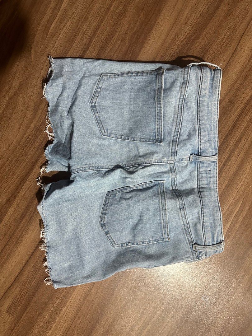 Uniqlo cut out maong short, Women's Fashion, Bottoms, Shorts on Carousell