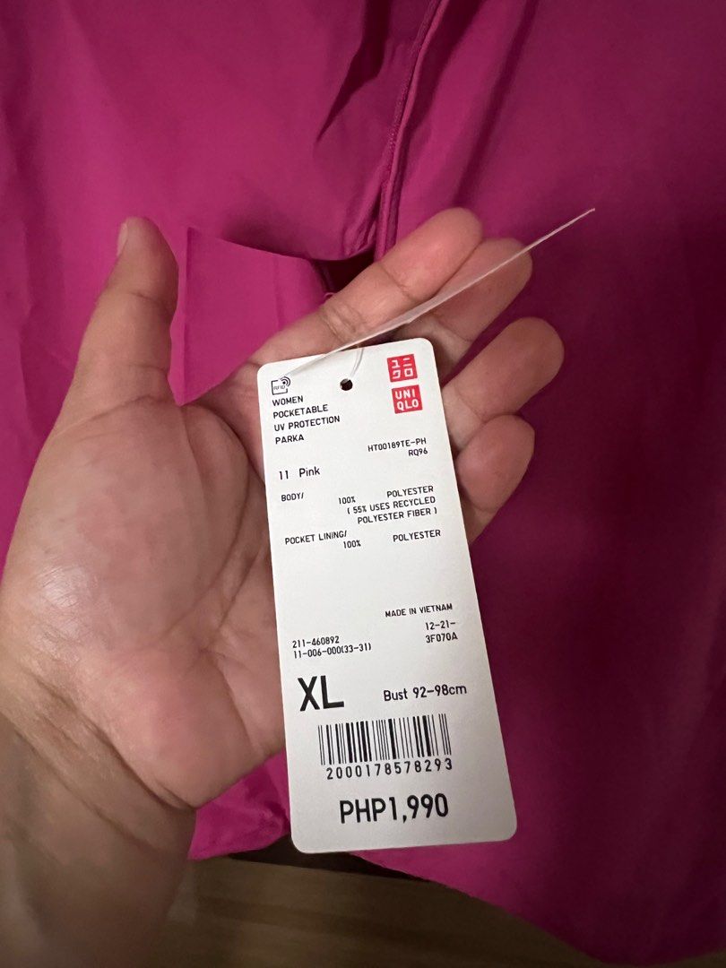 Uniqlo Park Hot Pink, Women's Fashion, Coats, Jackets and Outerwear on Carousell