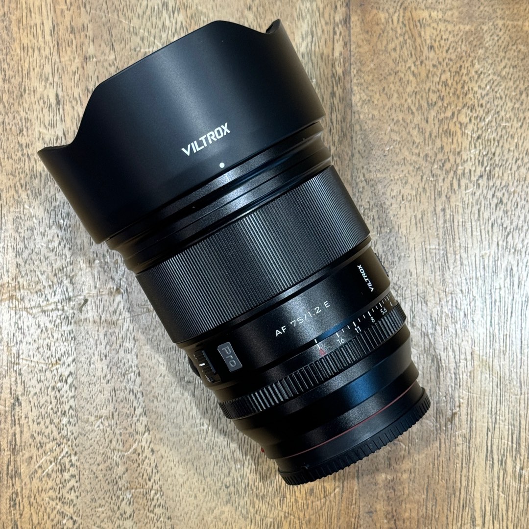 Viltrox AF 75 F1.2 E (Sony), Photography, Lens & Kits on Carousell