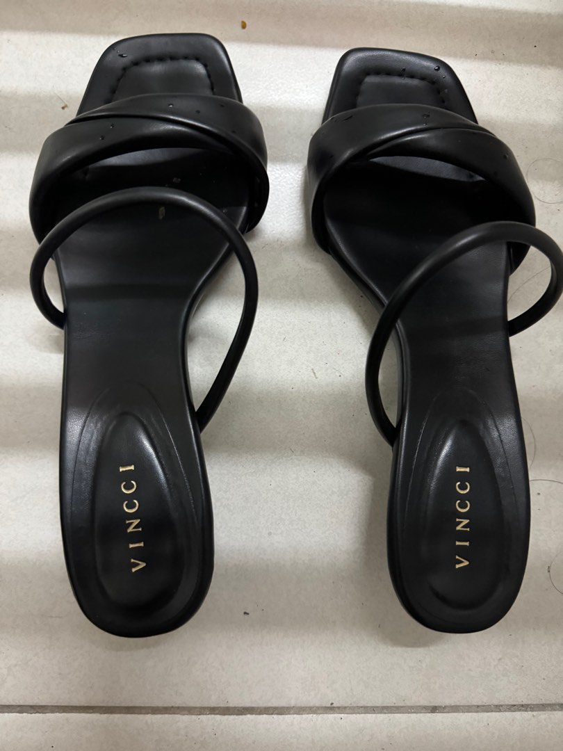 Vincci Black Heels, Women's Fashion, Footwear, Heels on Carousell