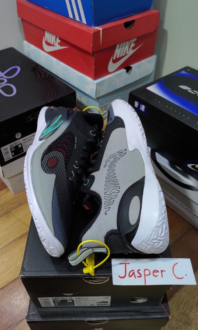 Way of Wade 808 3 "Dark Flow", Men's Fashion, Footwear, Sneakers on ...