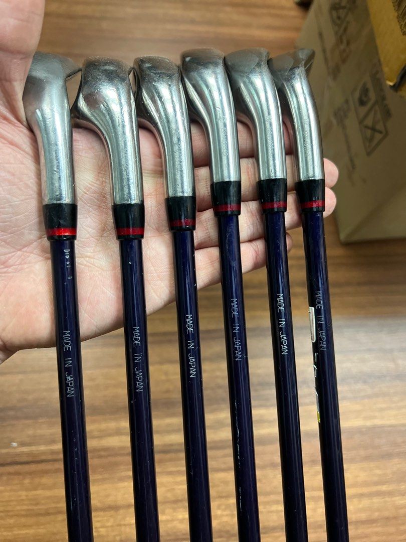 2022 ONOFF AKA Forged Irons (7-S) (6 Pieces) [With MP520i R Flex ...