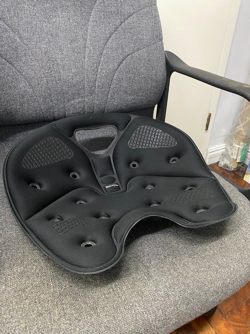 BackJoy SitSmart Core Traction Seat Cushion, Health & Nutrition, Braces, Support & Protection on ...