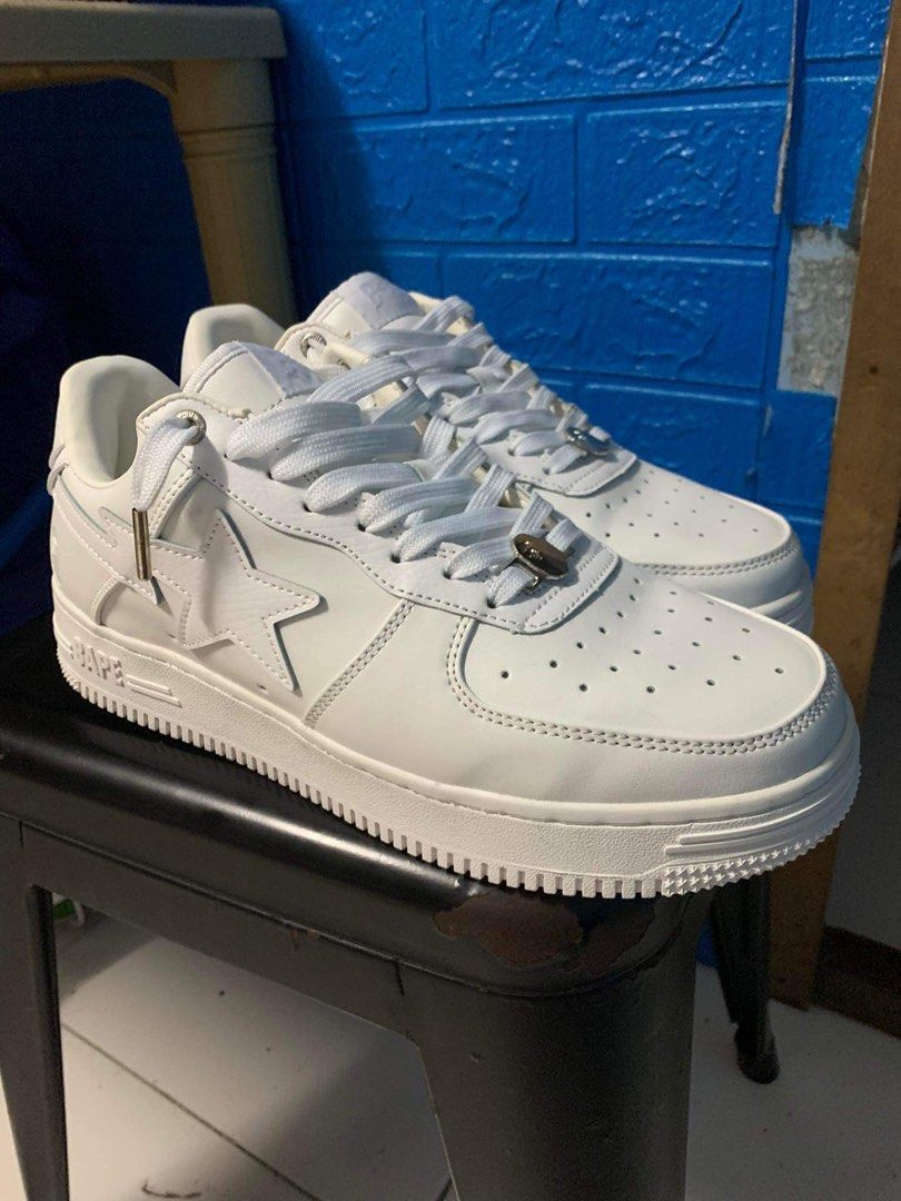 BAPESTA TRIPLE WHITE, Men's Fashion, Footwear, Sneakers on Carousell