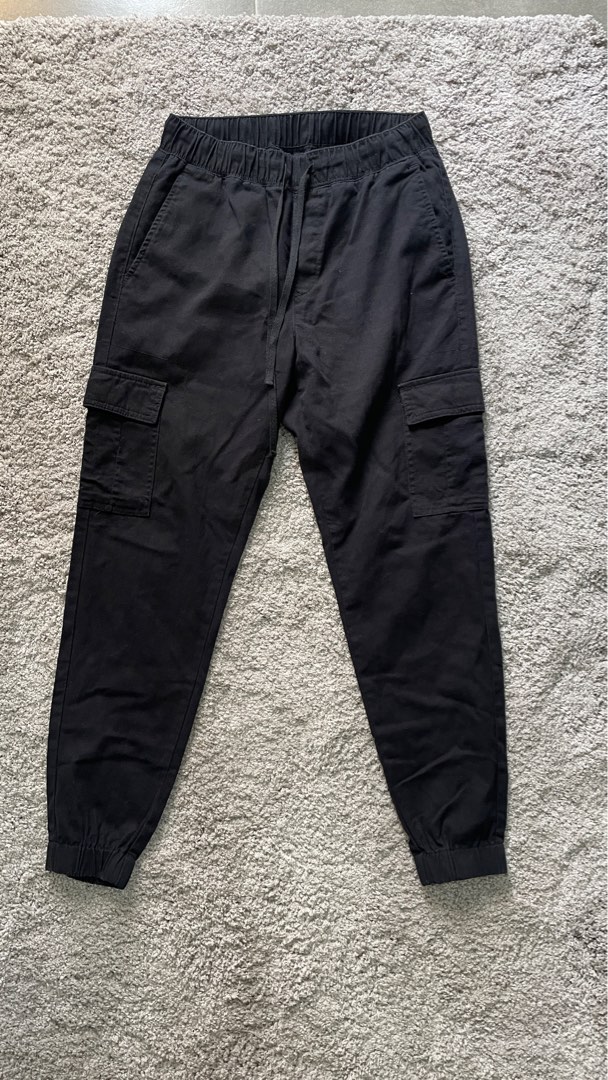 Bench Cargo Jogger Pants, Men's Fashion, Bottoms, Joggers on Carousell