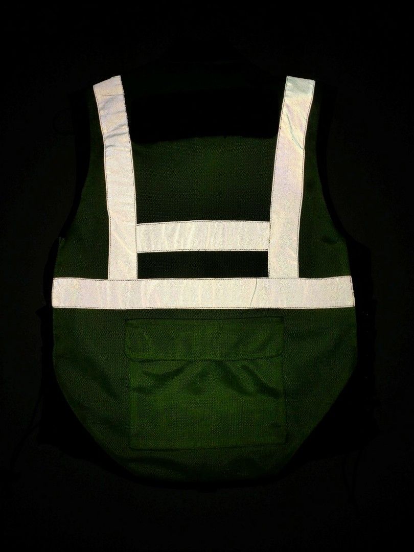 Benkia Reflectorized Vest (Medium), Motorbikes, Motorbike Parts ...