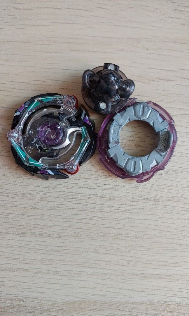 Beyblade (Kinetic Satomb), Hobbies & Toys, Toys & Games on Carousell