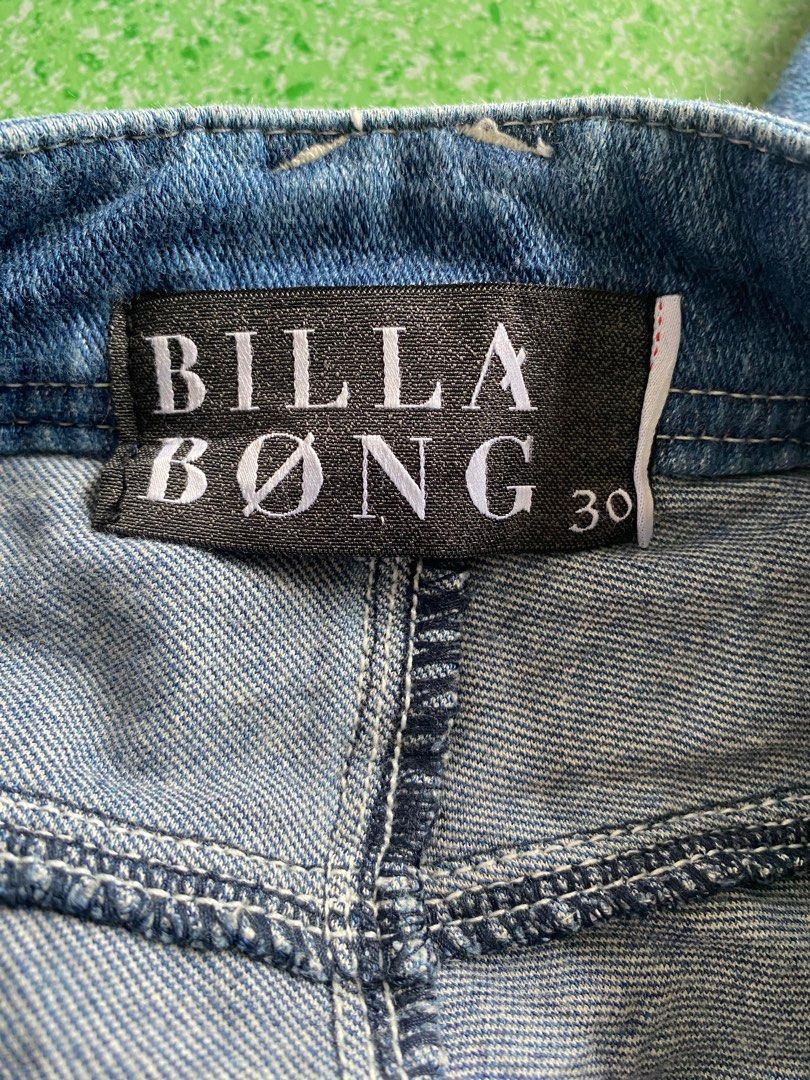 Billa Bong Stretched Jeans, Women's Fashion, Bottoms, Jeans & Leggings on Carousell