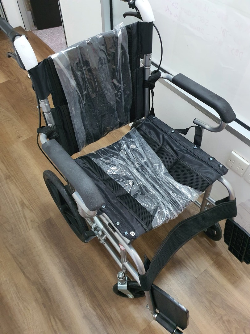 Brand New wheelchair for sales, Health & Nutrition, Assistive ...