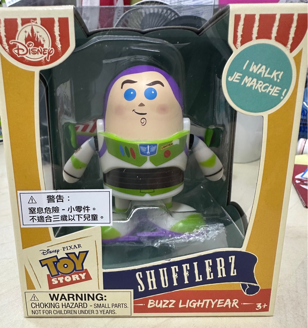 Buzz Lightyear (can walk), 興趣及遊戲, 玩具 & 遊戲類 - Carousell