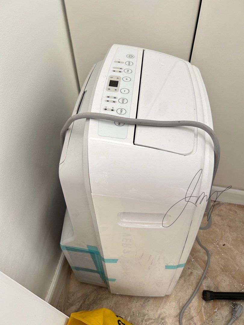 Carrier Portable Aircon PDCAR012HP 1.5hp, TV & Home Appliances, Air ...