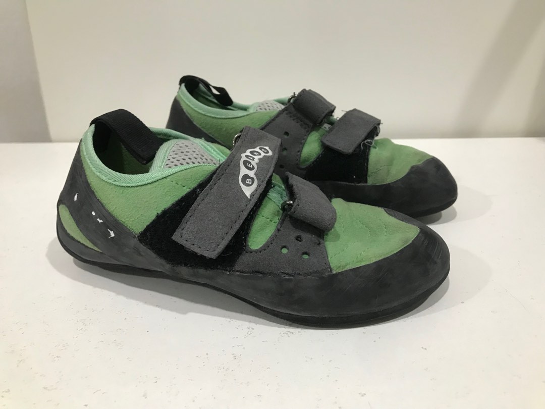 Climbing Shoe Kids Gecko, Sports Equipment, Hiking & Camping on Carousell
