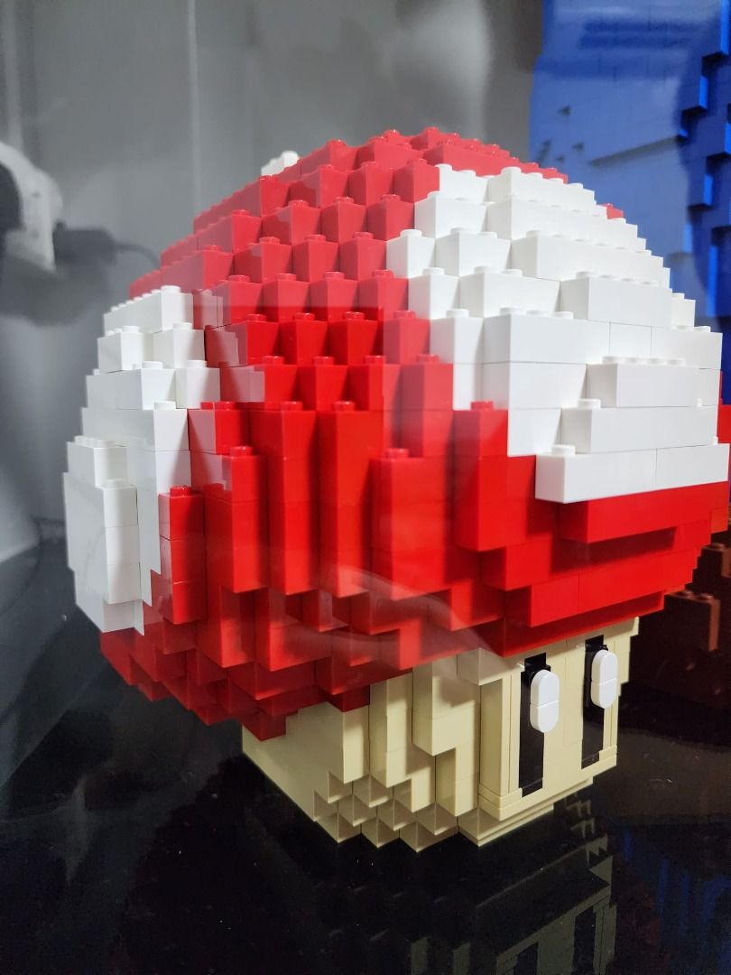 Custom made life-size Super and 1-Up Mushroom (Lego), Hobbies & Toys ...