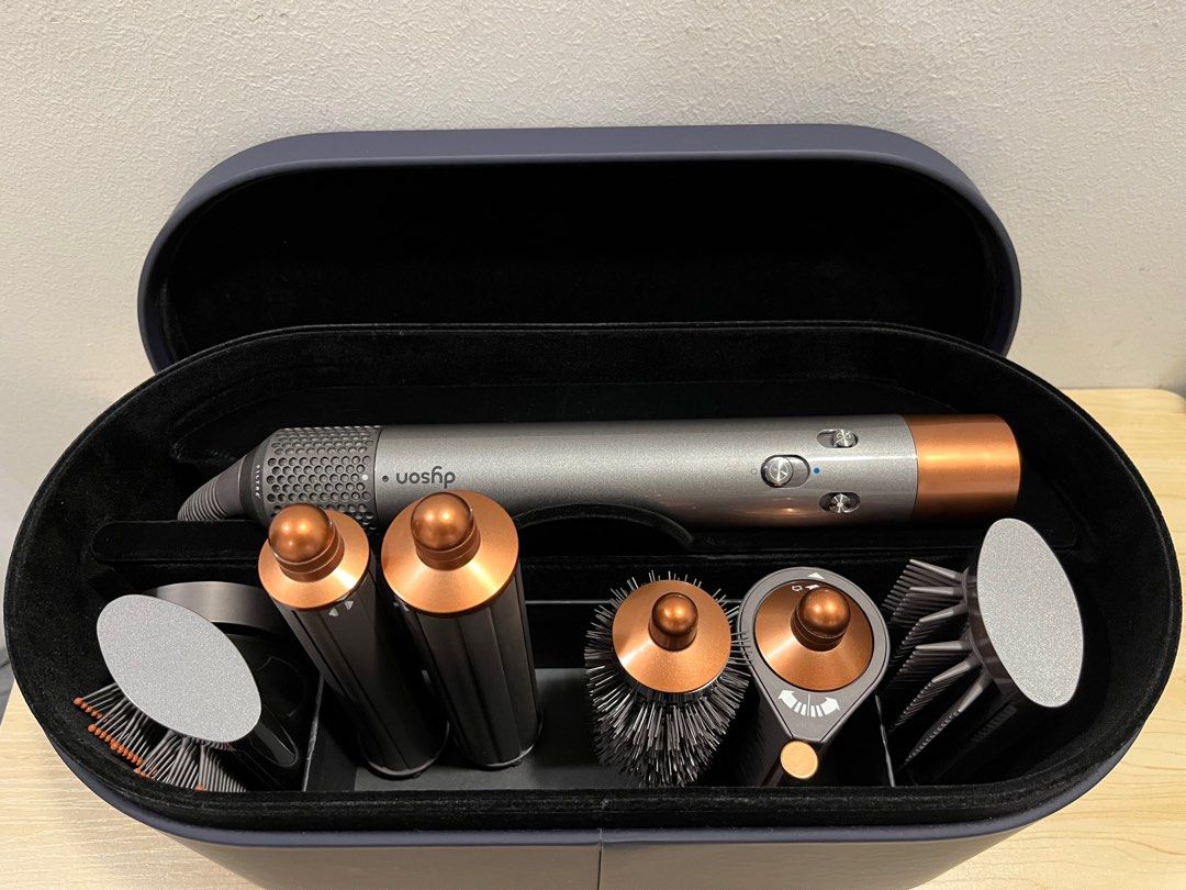 Dyson Airwrap Complete Set, Beauty & Personal Care, Hair on Carousell