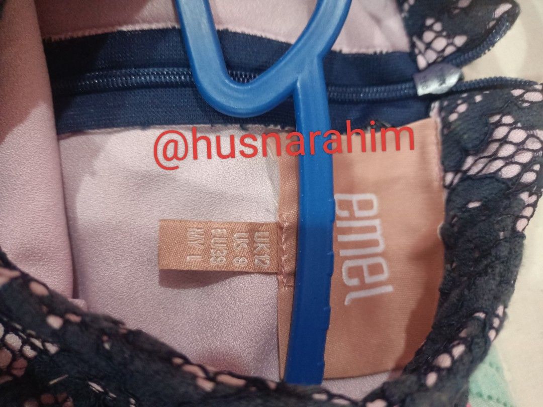 Emel by Melinda Looi Kurung, Women's Fashion, Muslimah Fashion, Baju Kurung & sets on Carousell