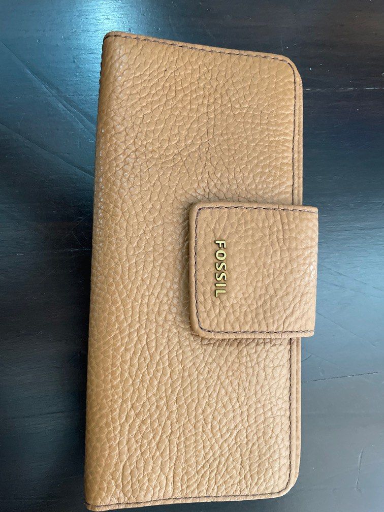 Fossil women long wallets, Women's Fashion, Bags & Wallets, Purses ...