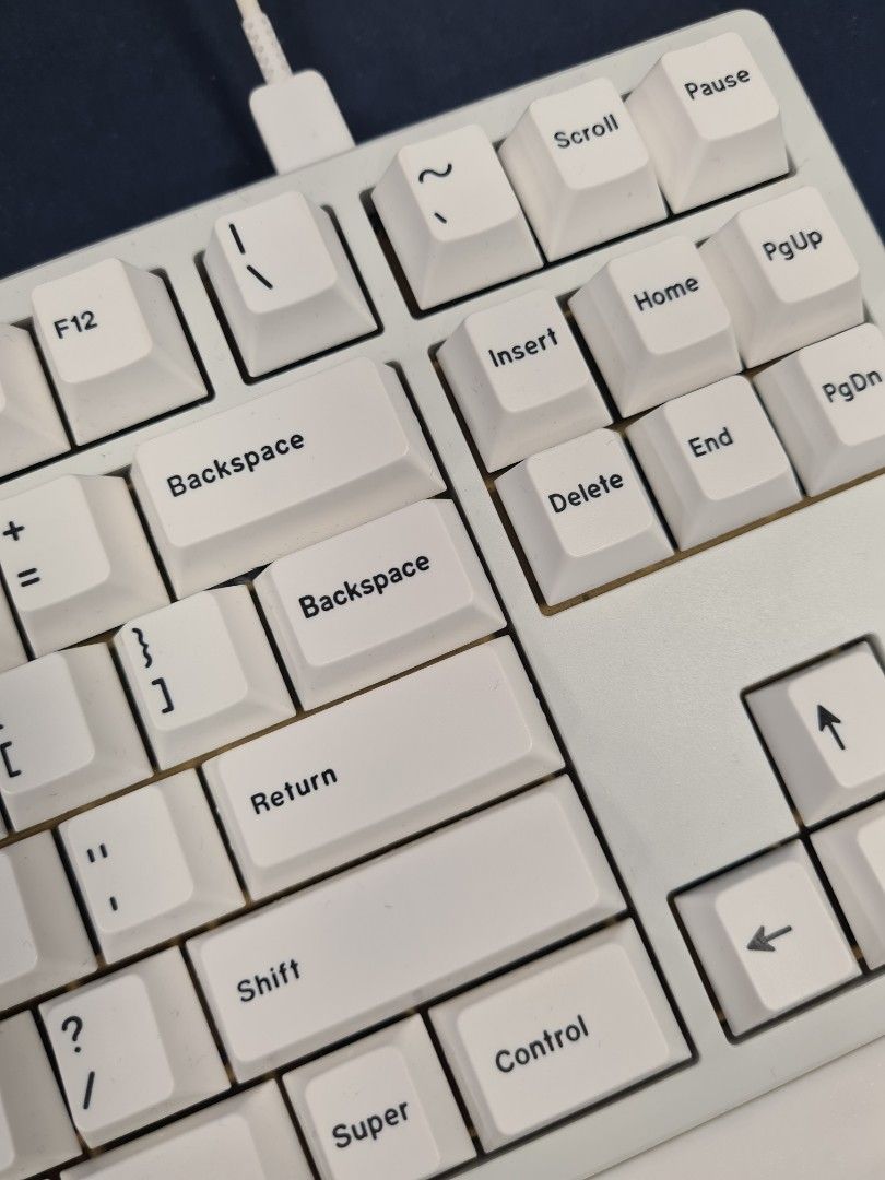 GMK Minimal R2 Keycaps, Computers & Tech, Parts & Accessories, Computer ...