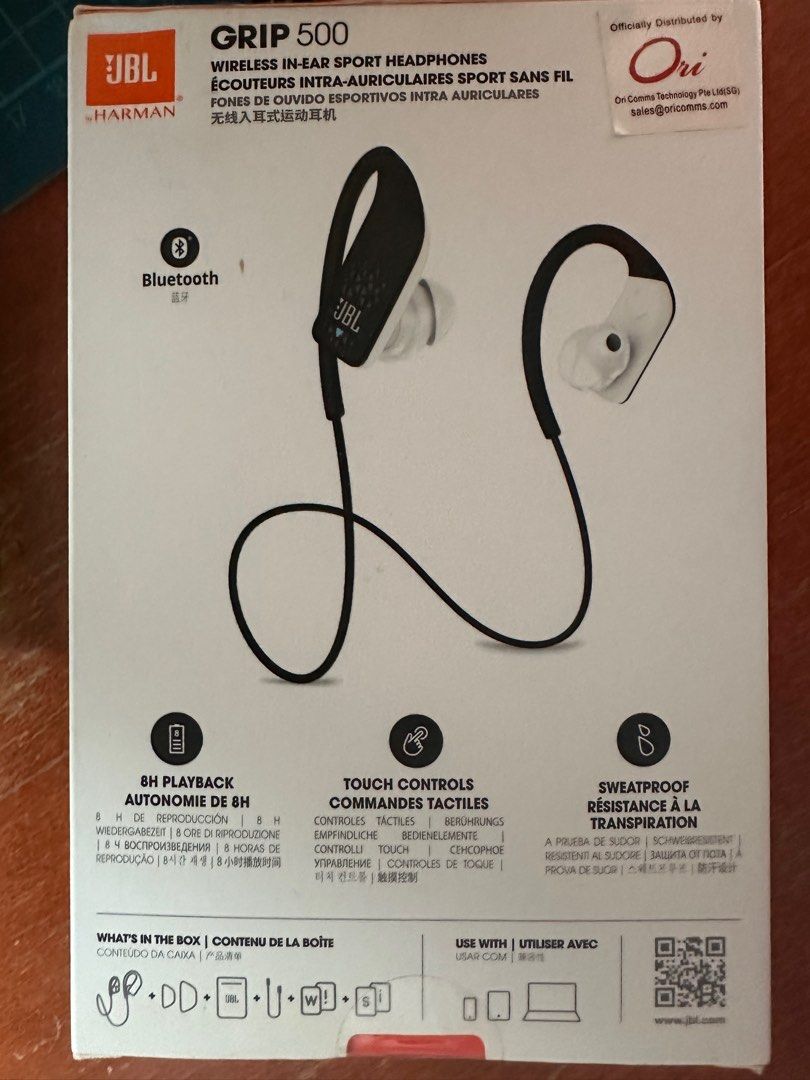 Grip 500 sport headphones, Audio, Headphones & Headsets on Carousell