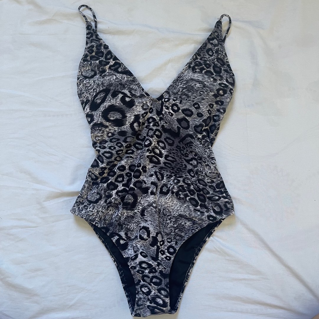 Helen piece one piece bikini, Women's Fashion, Swimwear, Bikinis ...