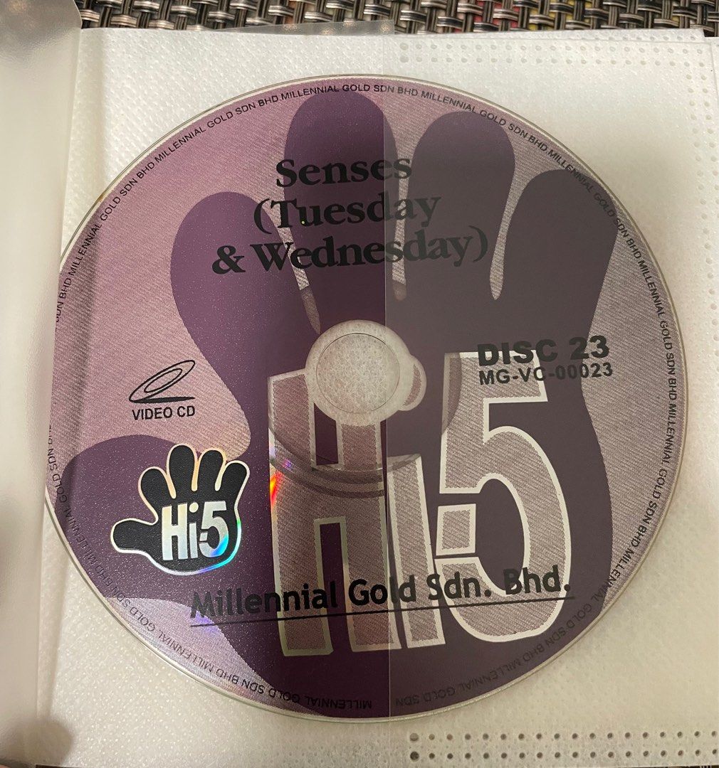 Hi-5 music CD x11 plus CD pockets, Hobbies & Toys, Music & Media, CDs ...