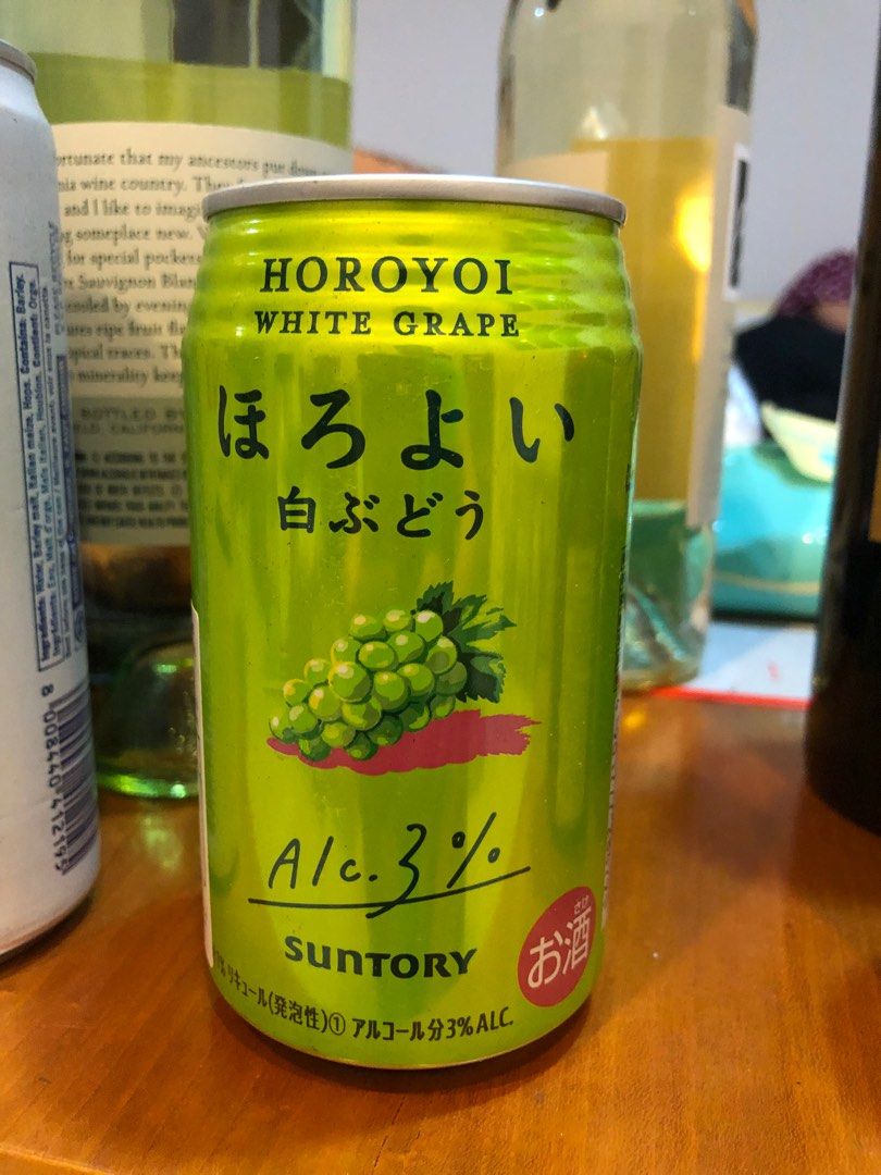 Horoyoi white grape and grape 350ml 3% (expired), Food & Drinks ...