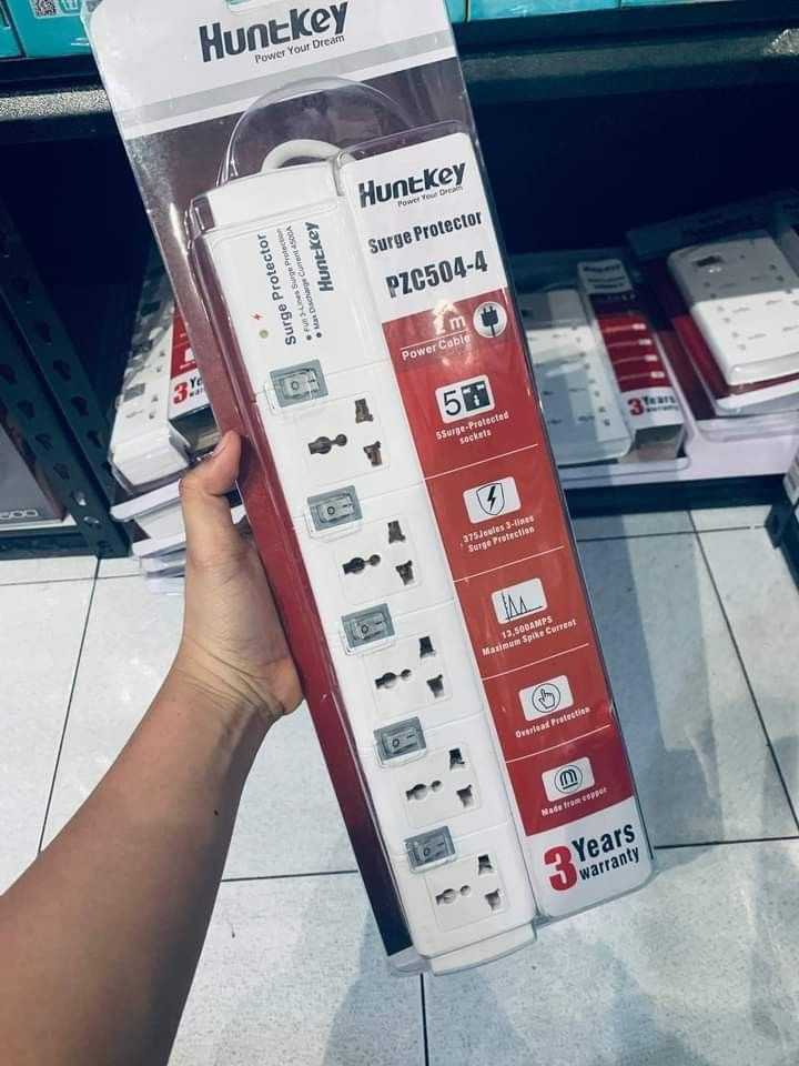 🆕Huntkey PZC504-4 Surge Protection 5 Socket Power Strip, Video Gaming, Gaming Accessories ...