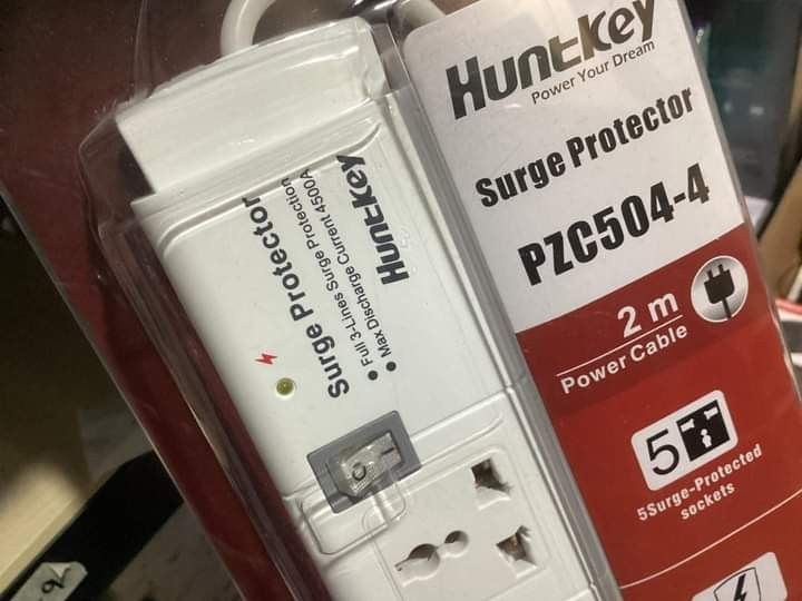 🆕Huntkey PZC504-4 Surge Protection 5 Socket Power Strip, Video Gaming ...