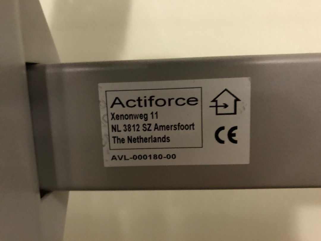 Large Standing Desk - Actiforce (180cm wide, 75cm deep), Furniture ...