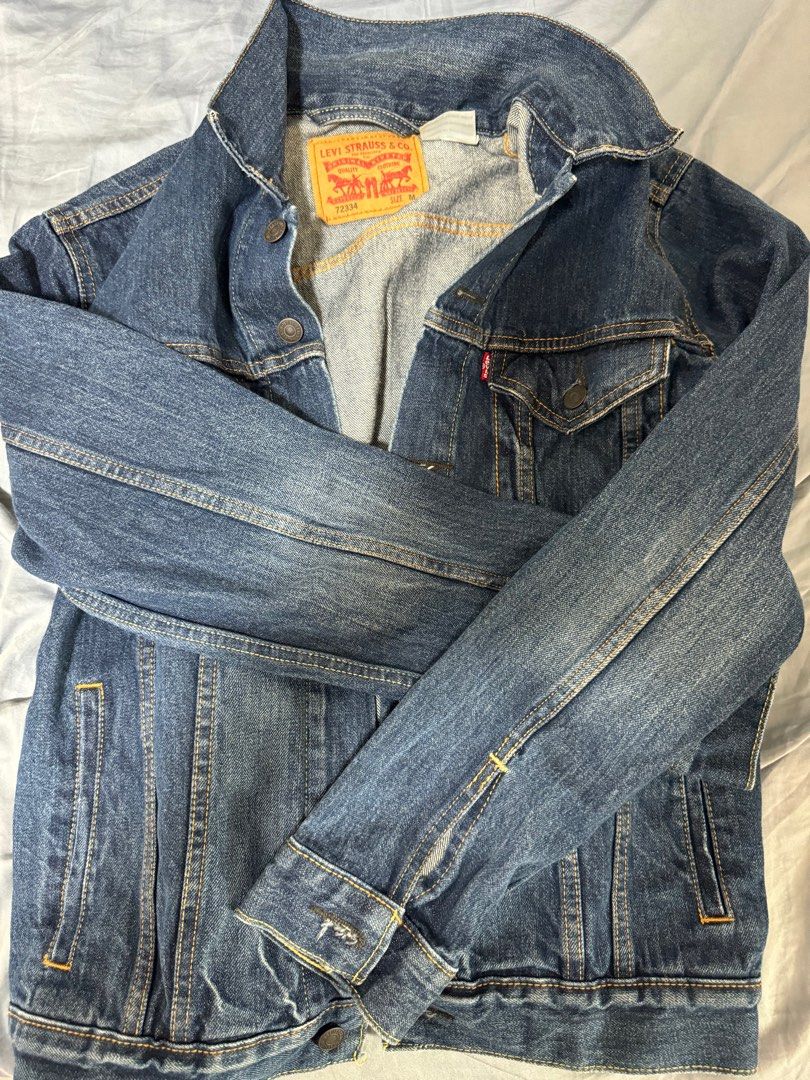 Levi Denim Jacket, Men's Fashion, Coats, Jackets and Outerwear on Carousell