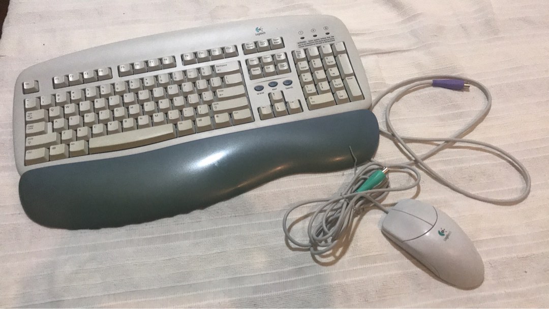 Logitech Keyboard Computers And Tech Parts And Accessories Computer Keyboard On Carousell