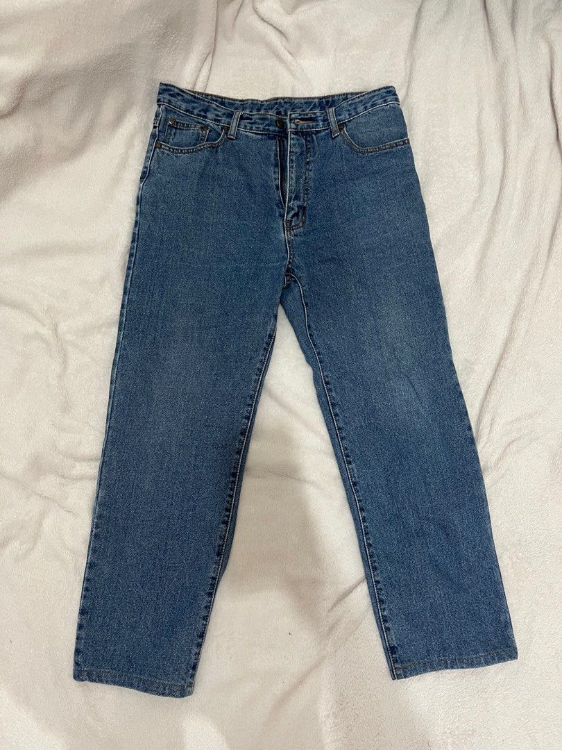 Maong jeans, Women's Fashion, Bottoms, Jeans on Carousell