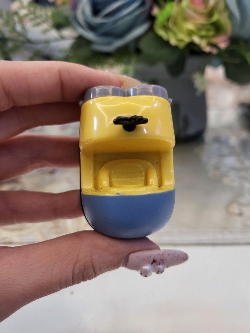 Minion Pull-Back Car Toy, Hobbies & Toys, Toys & Games on Carousell