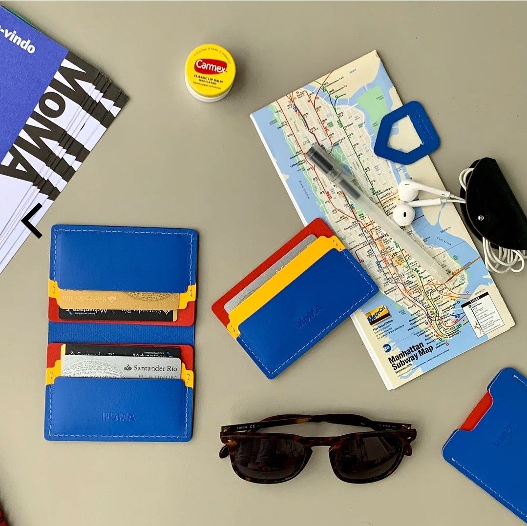 MoMA Primary Recycled Leather Cardholder tricolor rgb, Men's Fashion ...