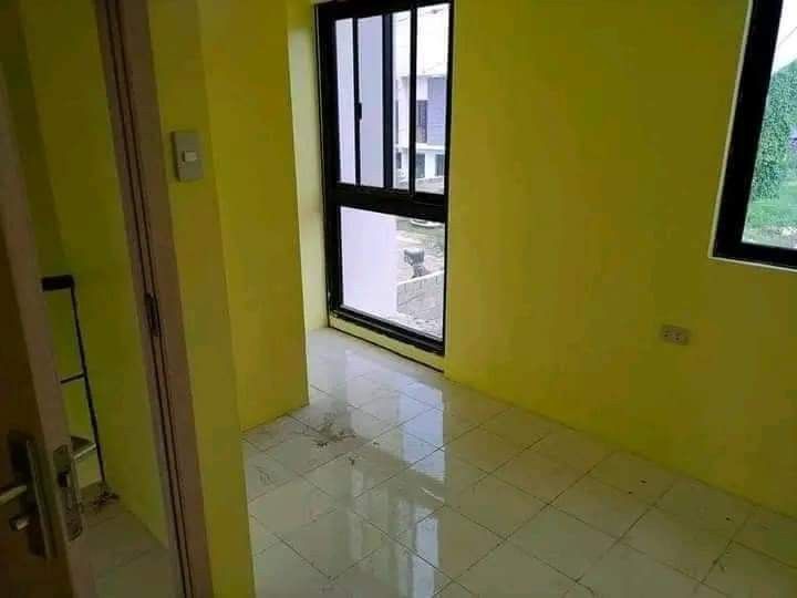 Murang House and Lot free Fence and Gate Bulacan, Property, For Sale ...