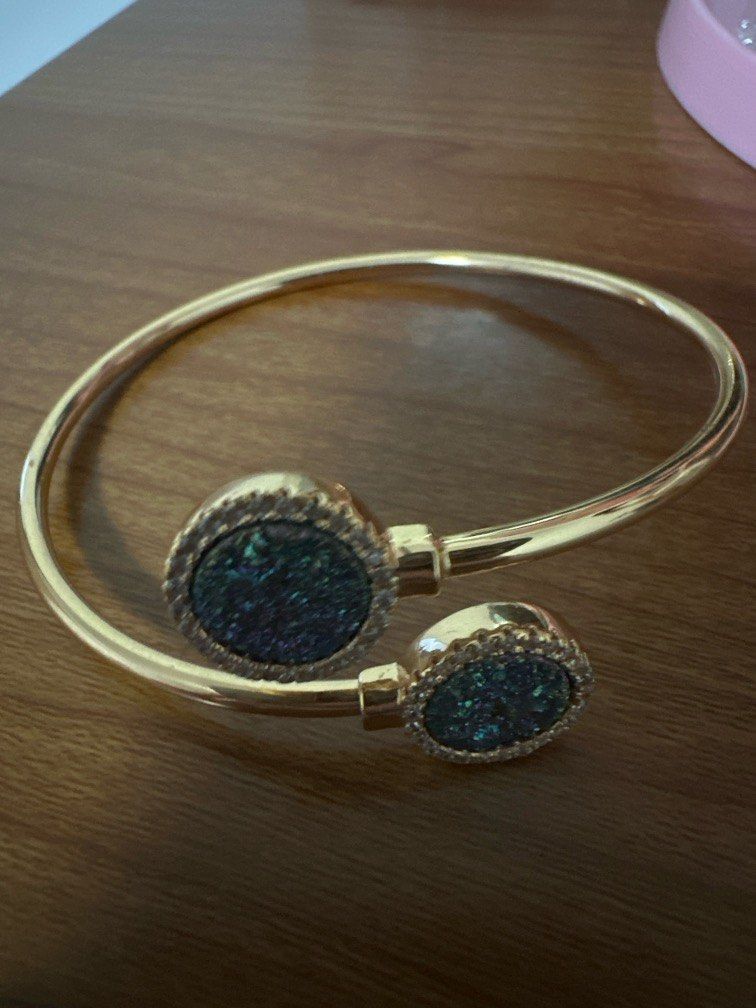 Natural stone bangle, Women's Fashion, Jewelry & Organisers, Bracelets ...