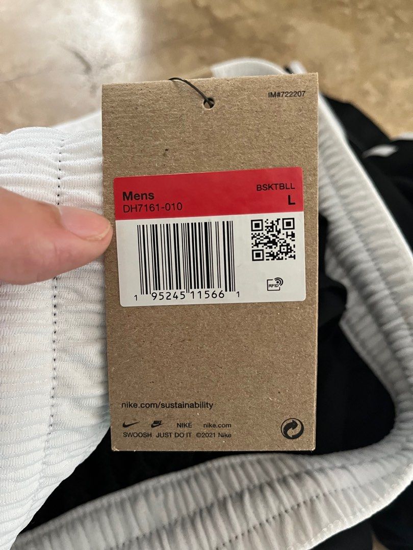 Nike Dna Basketball Shorts Large Men S Fashion Activewear On Carousell