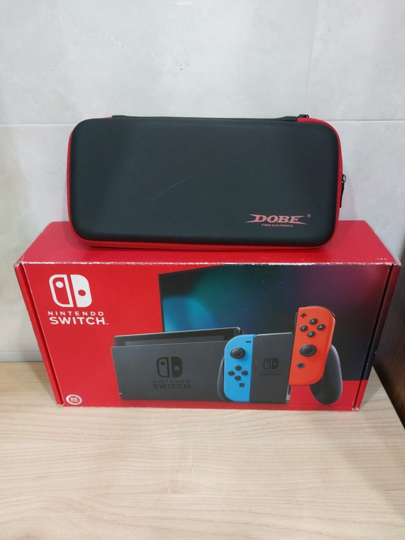 【Nintendo 任天堂】二手 NS Switch 【紅/藍】主機 電力加強版 +外出收納包 9成新, 電玩遊戲相關, 電玩主機, Nintendo 任天堂在旋轉拍賣