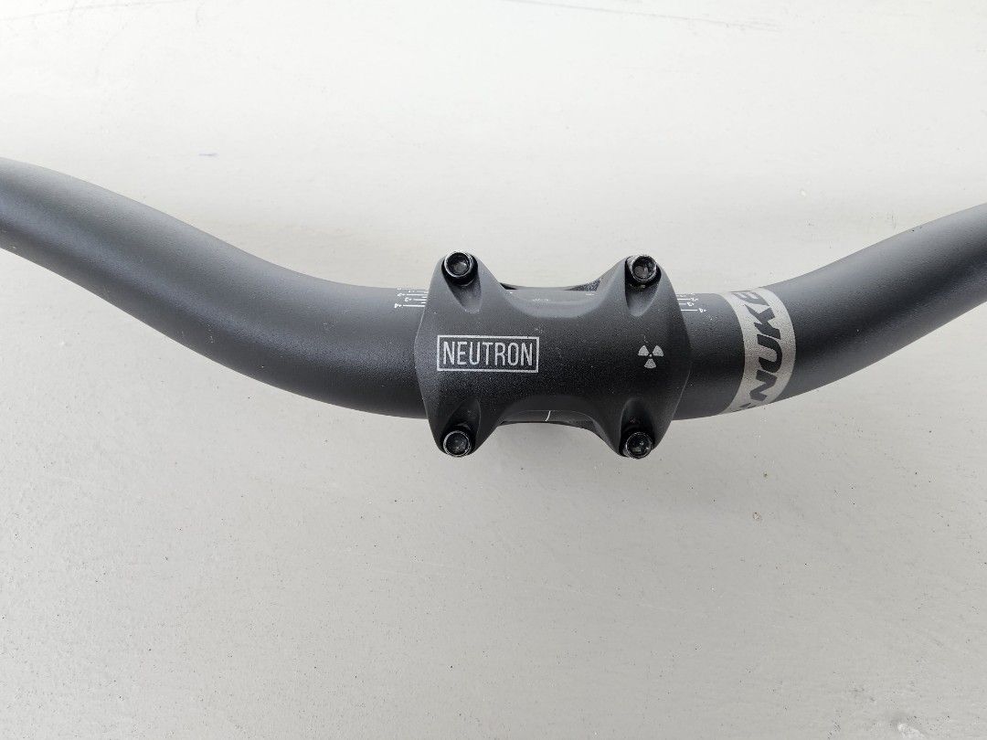 Nukeproof Neuron Handlebar and Stem, Sports Equipment, Bicycles & Parts ...