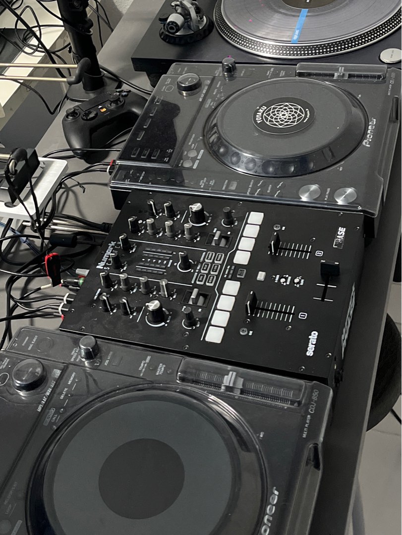 Numark Scratch Mixer (Tags: Pioneer, DDJ, XDJ, CDJ, Stanton, Technics ...